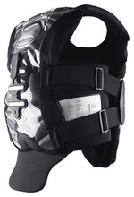 Kypärät ja turvaliivit ratsastajalle