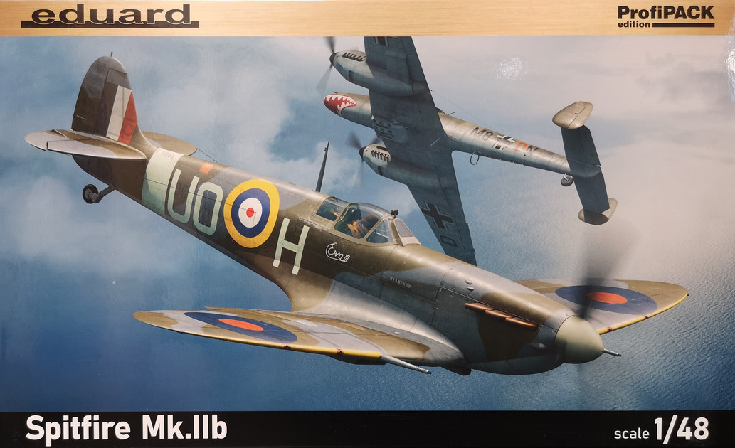 Supermarine Spitfire Mk.IIb, ProfiPACK, pienoismalli, rakennussarja ...