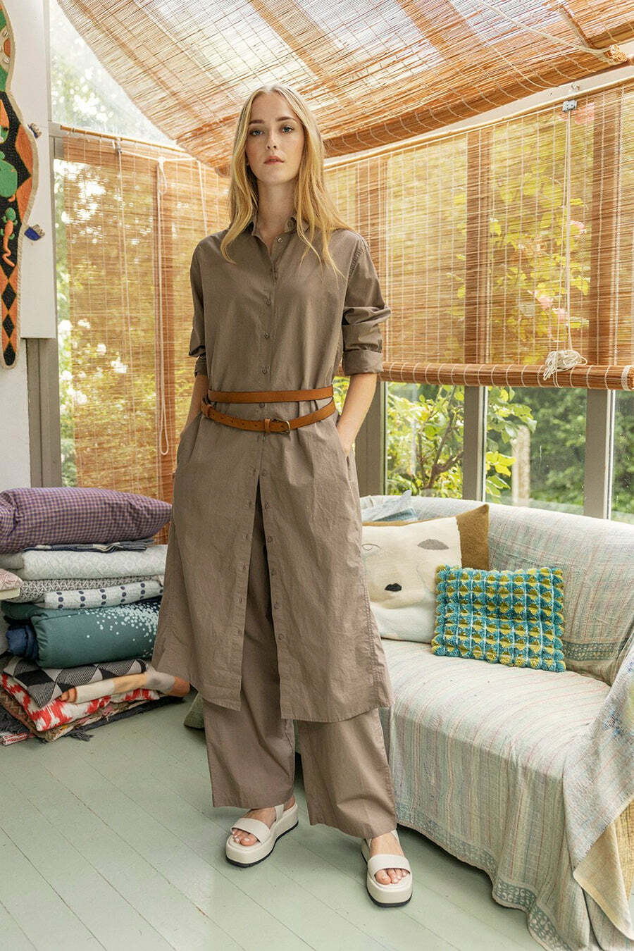 project AJ117 HELENE Blue – Divitia