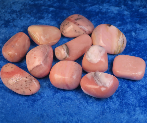 Opaali kivet ja korut – Kivikauppa Qii