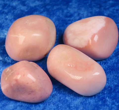 Opaali kivet ja korut – Kivikauppa Qii