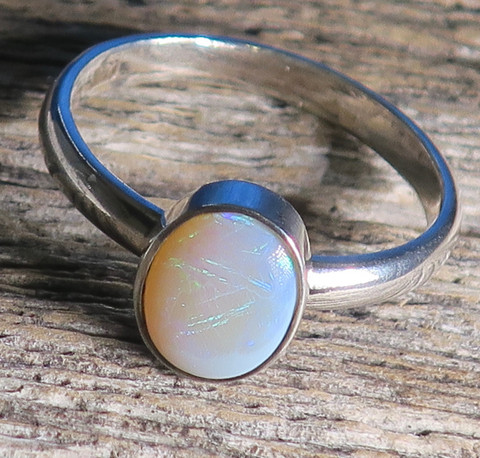 Opaali kivet ja korut – Kivikauppa Qii