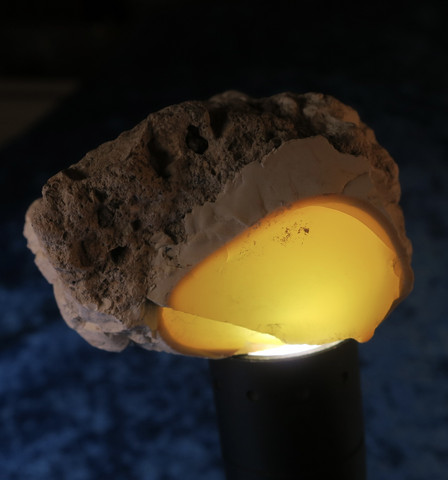 Opaali kivet ja korut – Kivikauppa Qii