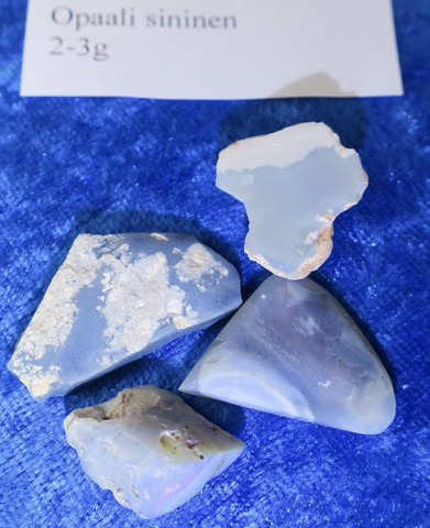 Opaali kivet ja korut – Kivikauppa Qii
