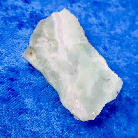 Opaali kivet ja korut – Kivikauppa Qii