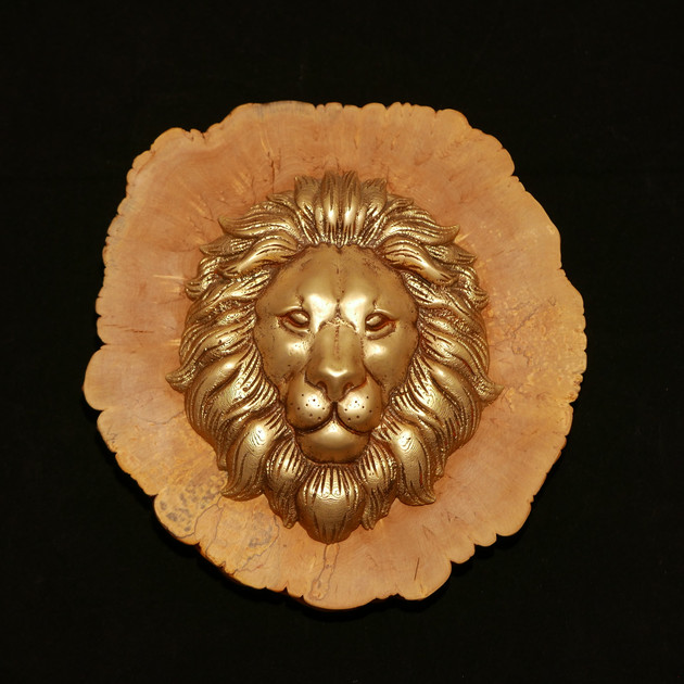 Pronssivaluteos, leijona – HL Work/Kelhin Paja